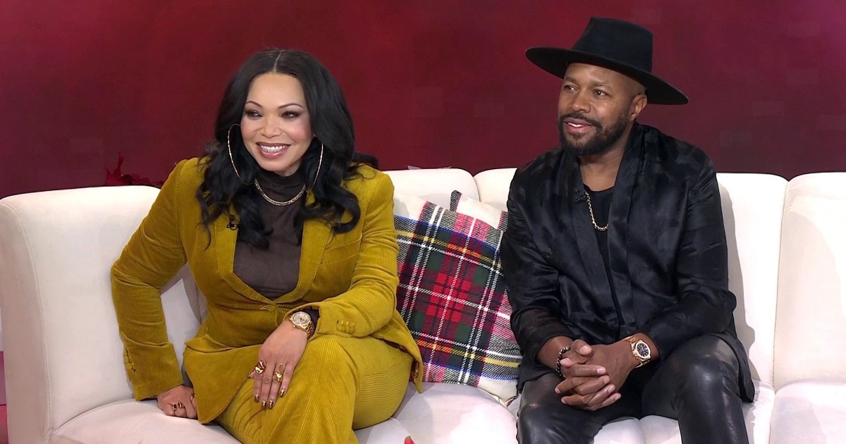 Tisha Campbell, DJ D-Nice Team Up for a Night of Holiday Music
