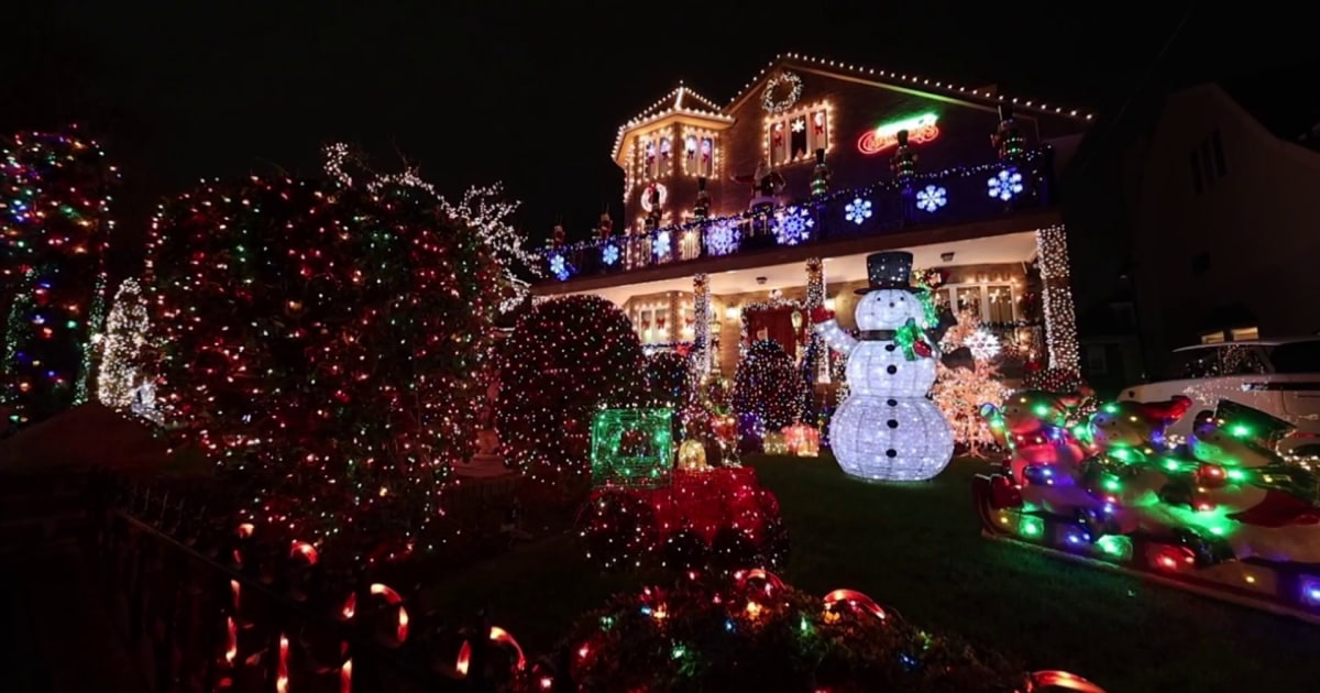 Nostalgia Boom Has Americans Embracing Retro Christmas Trends