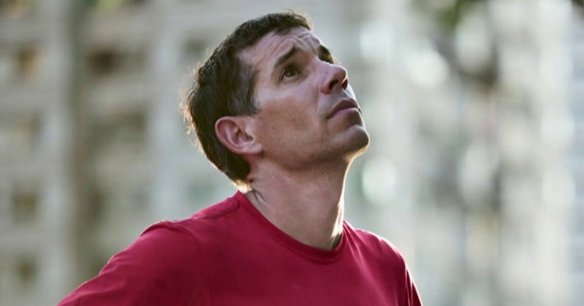 Alex Honnold Set to Scale One of the World's Tallest Skyscrapers