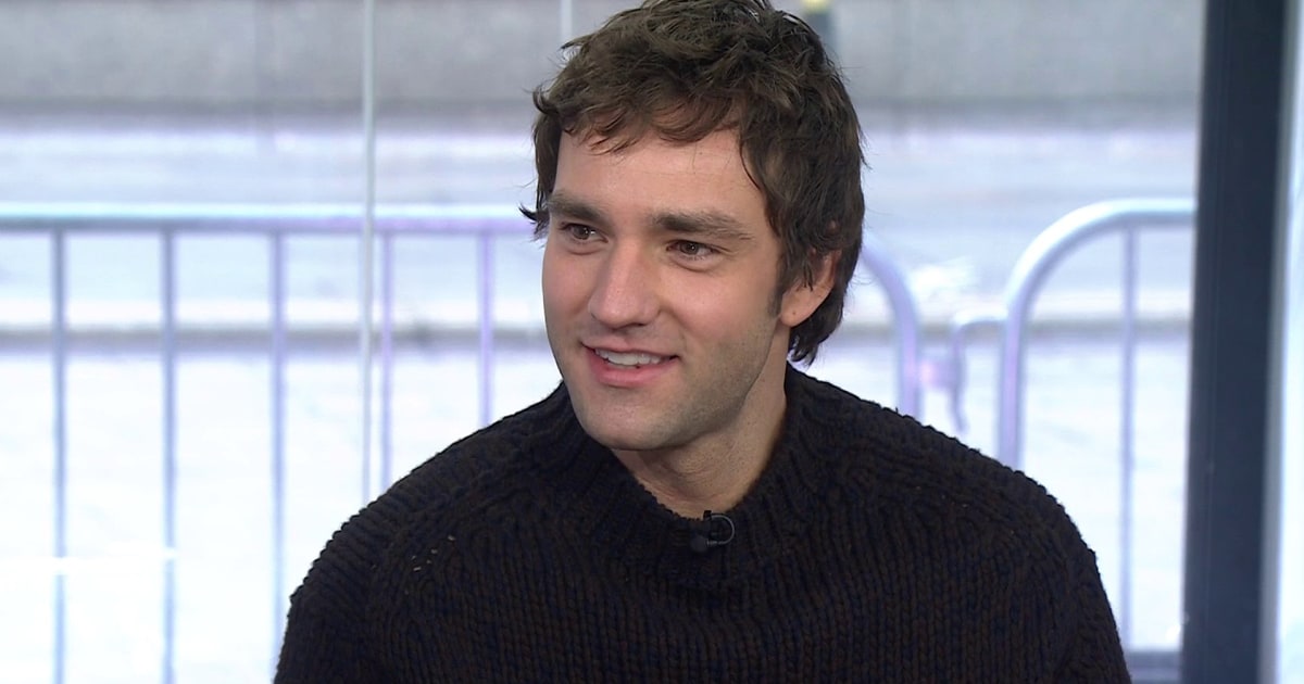 Jackson White Discusses Working With His Mom in 'Tell Me Lies'