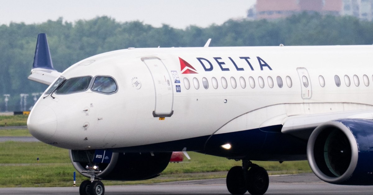 Delta Raises Checked Baggage Fees by $10, Citing Higher Oil Prices