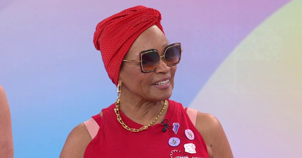 82-Year-Old Jump Rope Queen Inspires Others to Get Moving