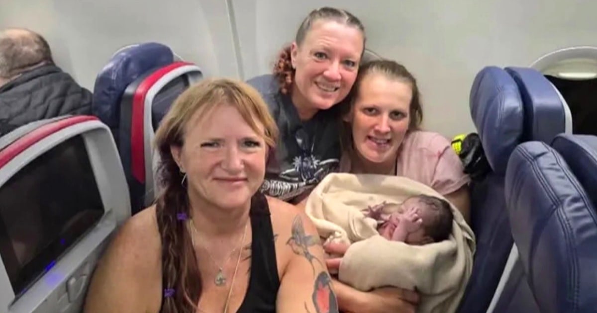 Midair Miracle: Woman Gives Birth on Delta Airlines Flight