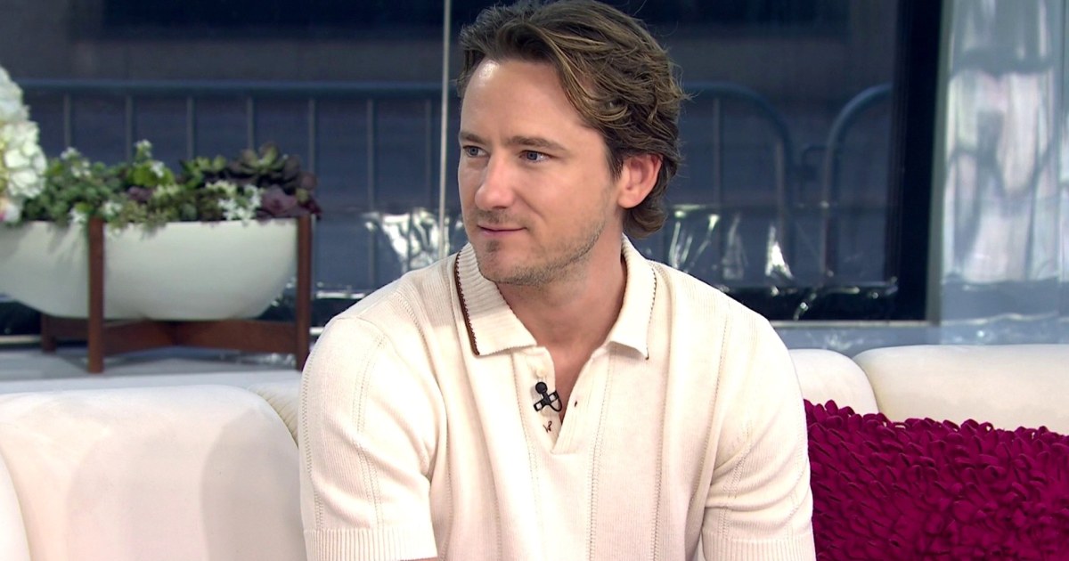 Lewis Pullman on ‘Remarkably Bright Creatures,’ Sally Field, More