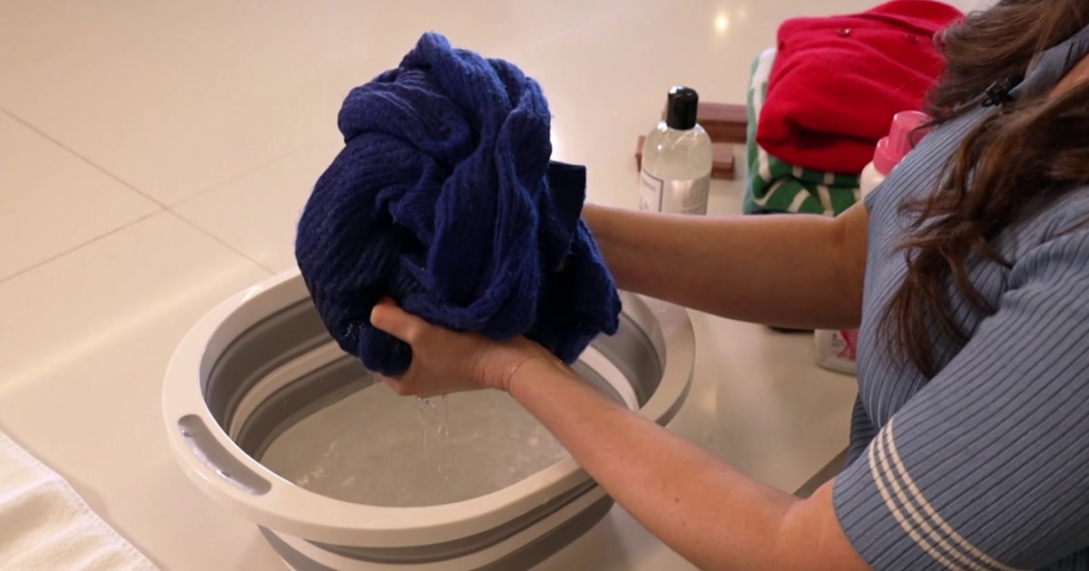 Tips to Rehab Old Clothes, Shoes and Accessories