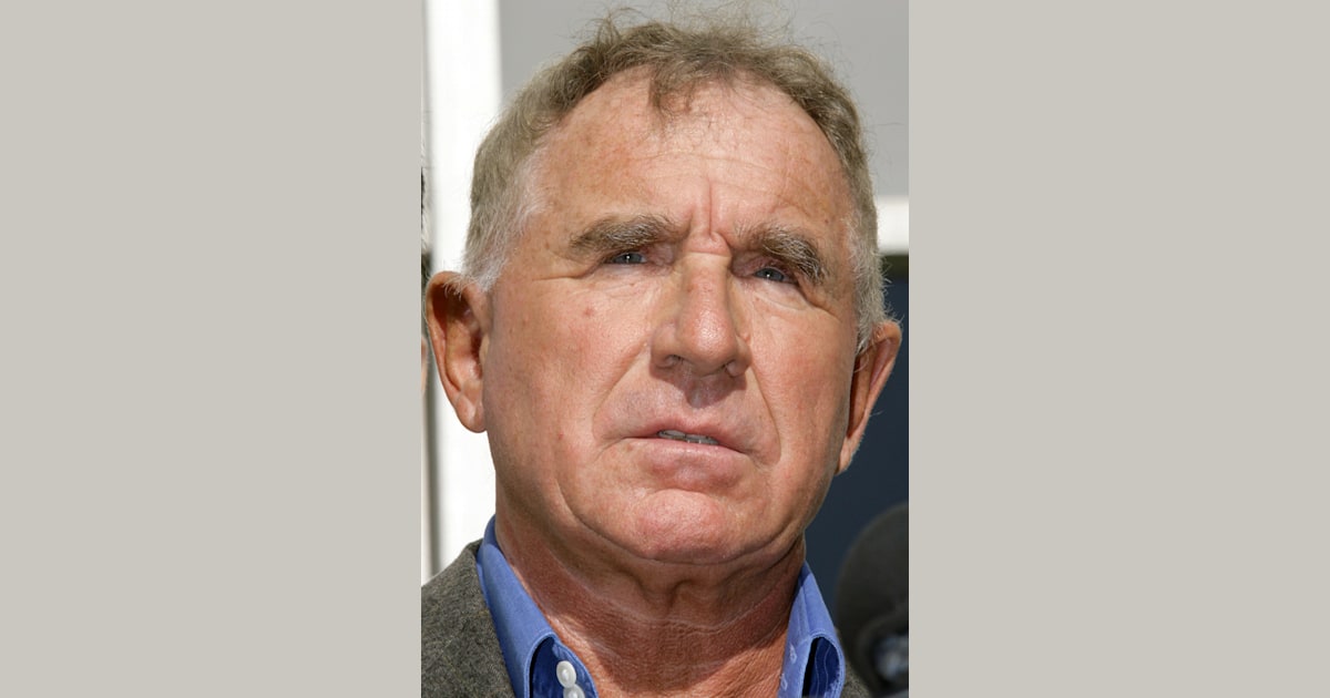 Zsa Zsa Gabor shows signs of improvement