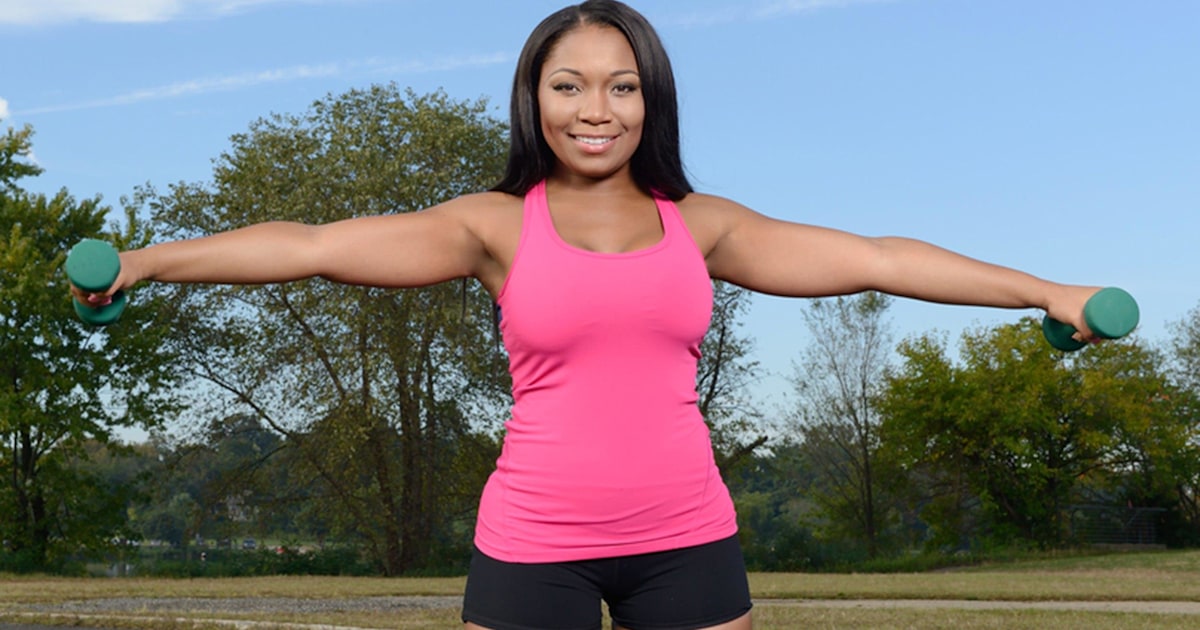 4 simple moves for shapely shoulders: Try these workouts anywhere!