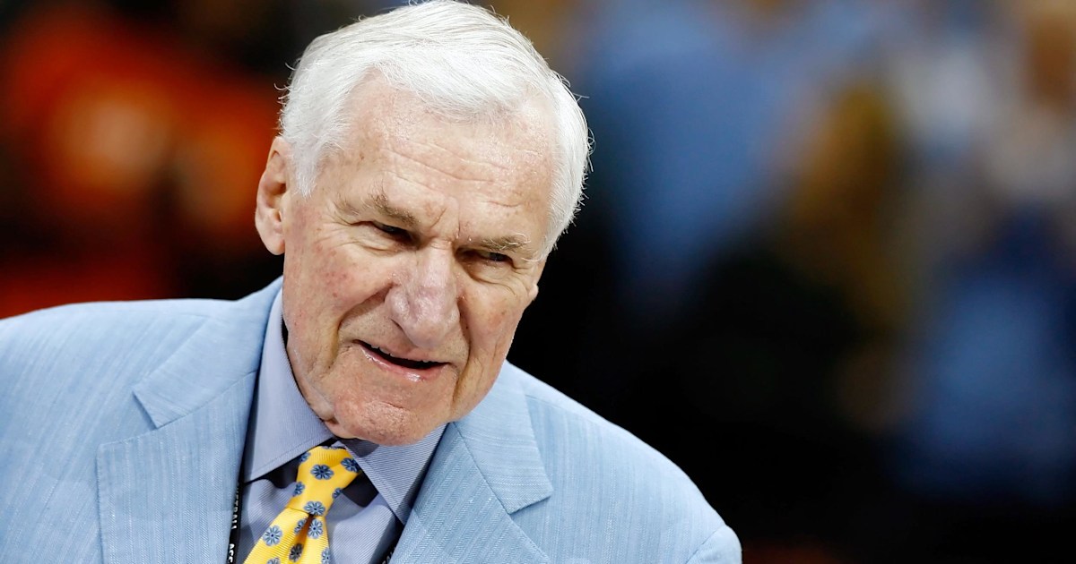 Legendary UNC coach Dean Smith leaves touching gift for former players