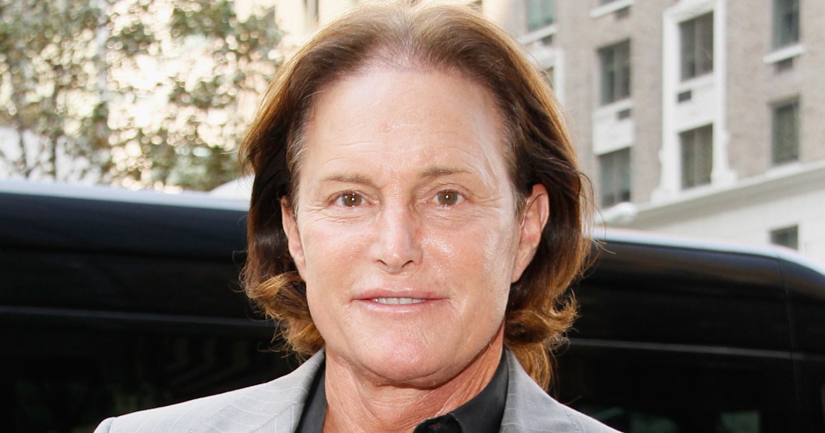 Bruce Jenner confirms transition in Diane Sawyer interview: 'I am a woman'
