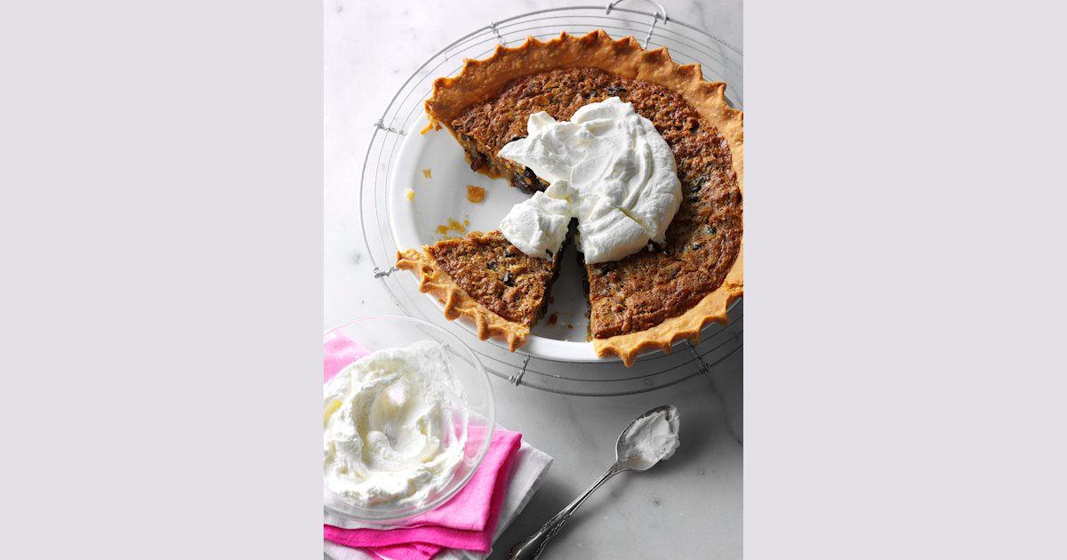 Chocolate Coconut Chantilly Pie