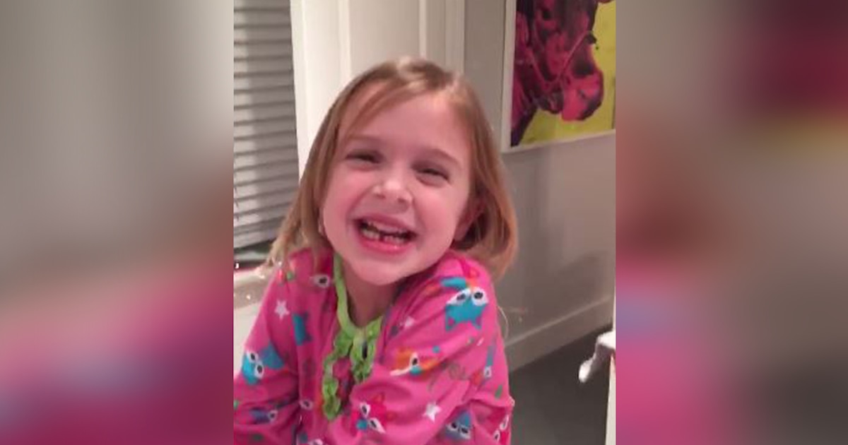 Mom captures daughter's adorable reaction to losing first tooth
