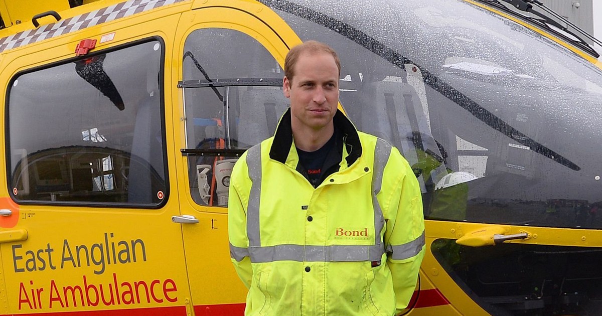 Prince William starts air ambulance pilot job