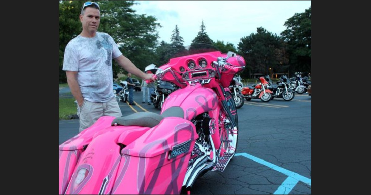 Man builds custom pink motorcycle to honor late wife who died from ...
