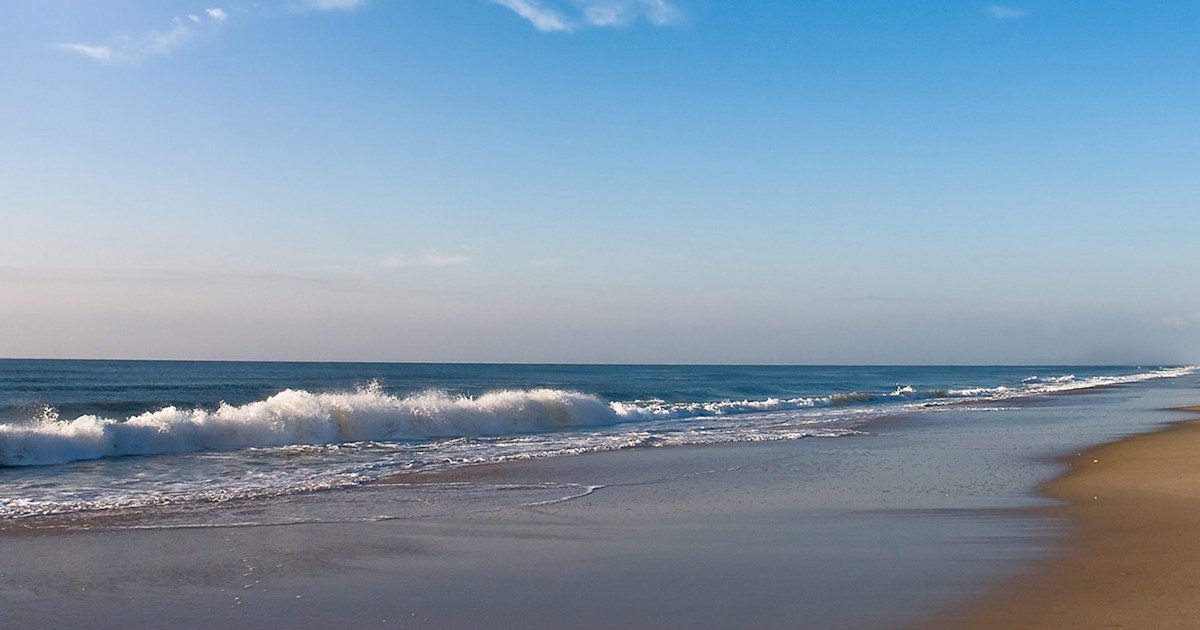 Beach or mountains? Study shows link between geography and personality