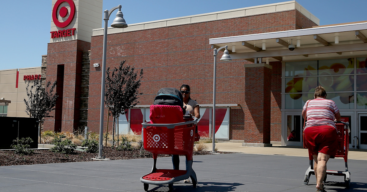 Man posing as Target on Facebook replies outrageously to gender-neutral ...