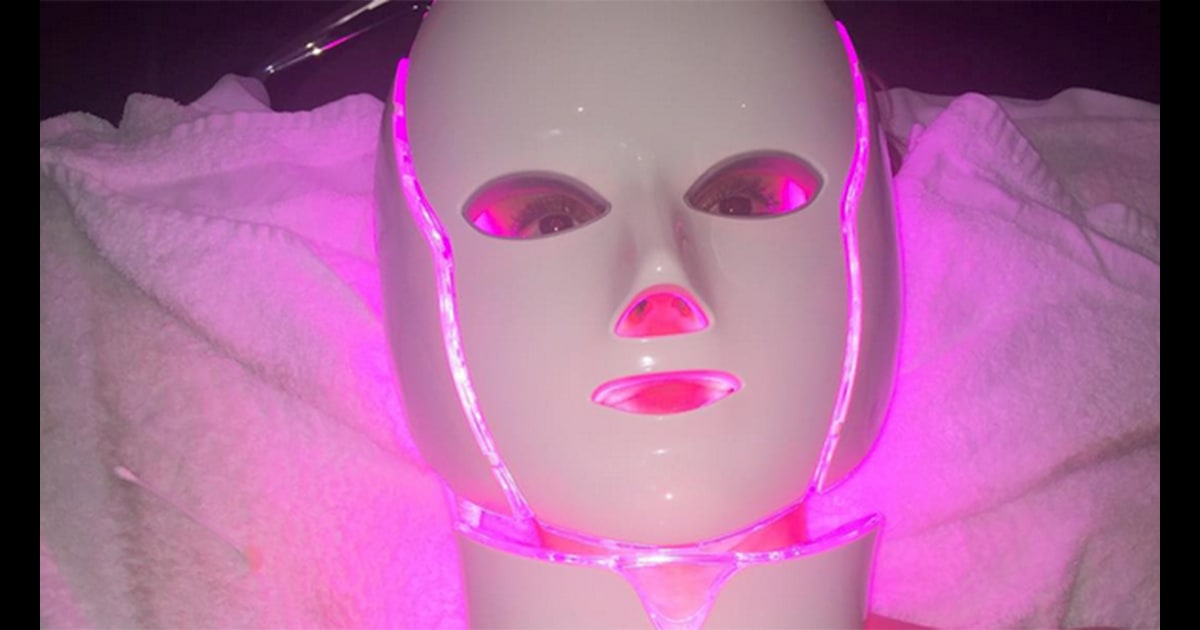 LED face masks make stars looks scary now, but may bring beauty later