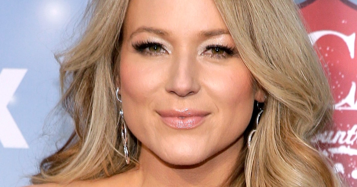 Jewel on dating Sean Penn, her new album and how she 'almost died' when ...