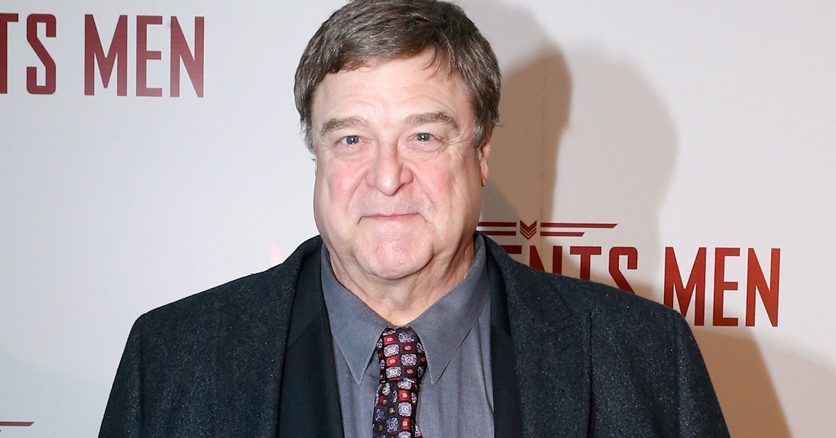 John Goodman shows off dramatic weight loss on 'Trumbo' red carpet