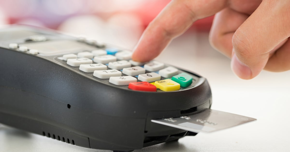 Credit card chip has consumers frustrated: 'Pretty useless'