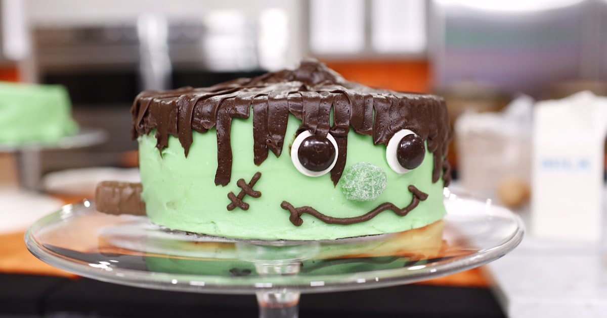 Halloween cakes: 3 ways to turn devil's food cake into devilish treats