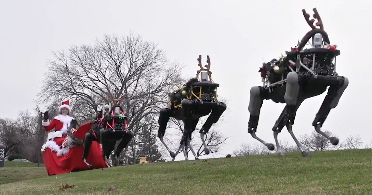Boston Dynamics' terrifying robot 'reindeer' offer disturbing Christmas ...
