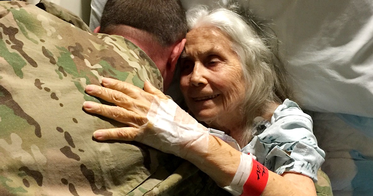 'Hug Lady,' 83, who gave out 500,000 hugs to soldiers, dies after ...