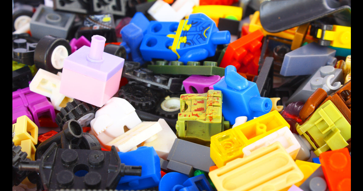 Professional Lego builder? This job of your dreams really stacks up