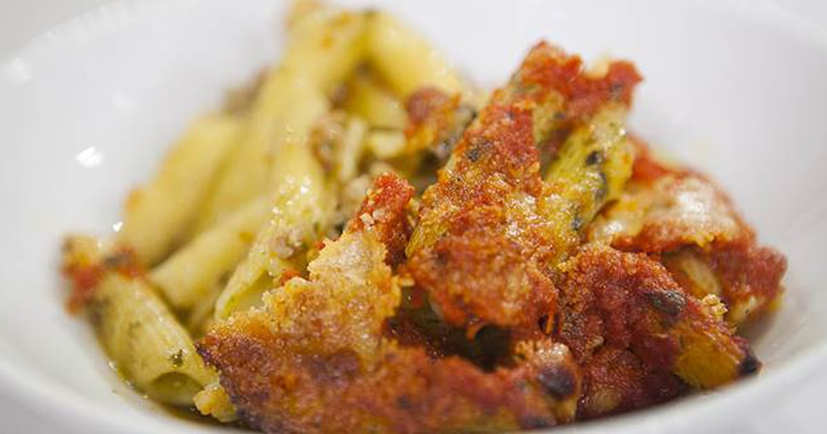Giada De Laurentiis' baked pesto pasta casserole