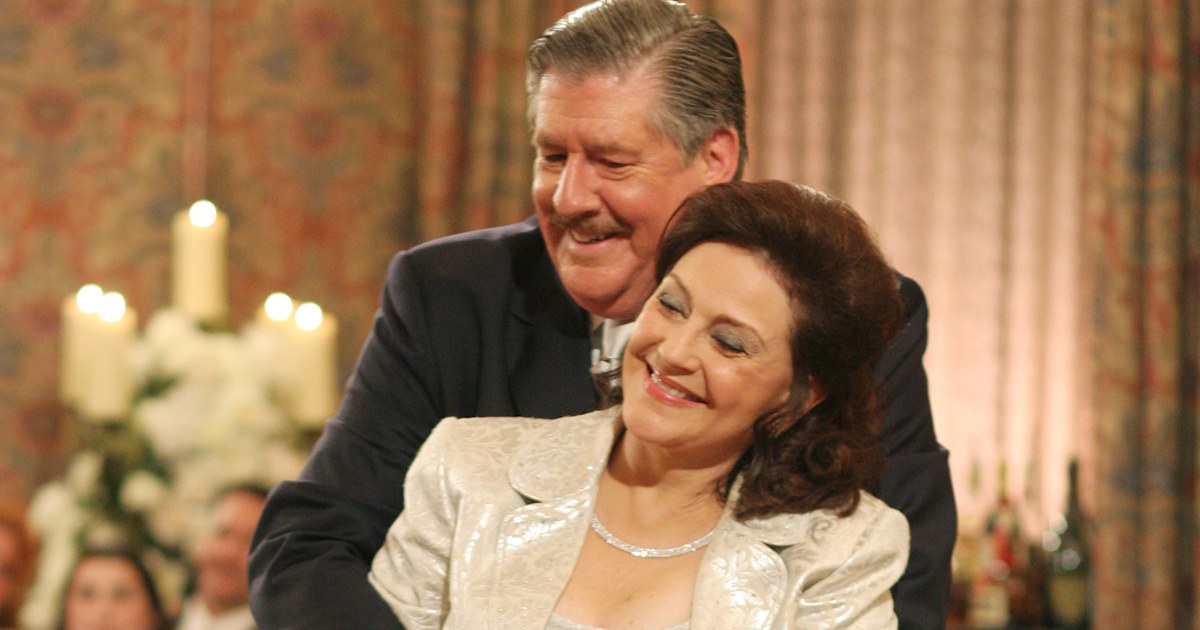 Kelly Bishop: Edward Herrmann will be 'watching over' 'Gilmore Girls ...