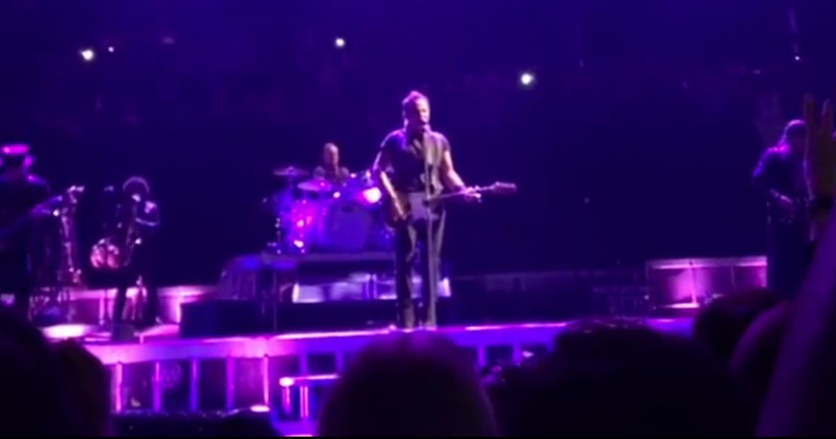 Bruce Springsteen honors Prince with 'Purple Rain' cover