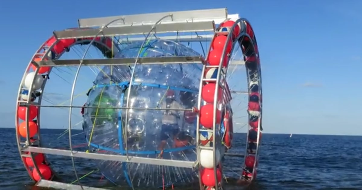 Ocean 'bubble man' says he'll try running to Bermuda again next month