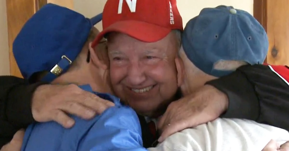 Brother given up for adoption meets his 4 siblings after 60 years apart
