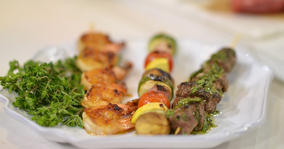 Al Roker serves up simple shrimp, beef and vegetable kabobs