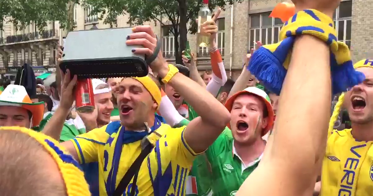 ABBA tune brings rival sports fans together to sing 'Dancing Queen'