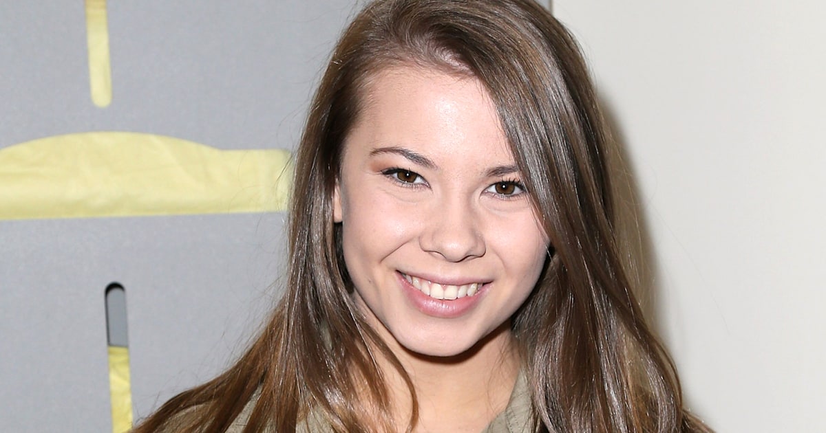 'Endlessly grateful' Bindi Irwin celebrates 18th birthday with ...
