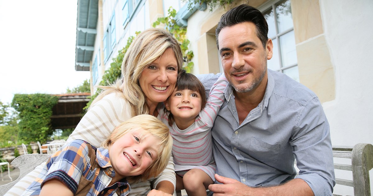 Home makeover giveaway for deserving family