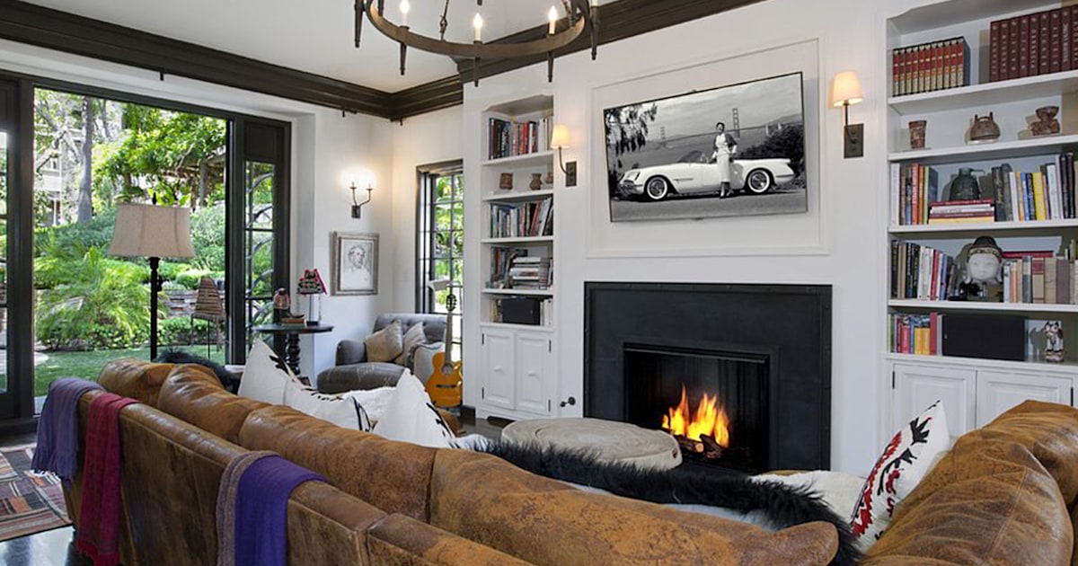 Jason Segel's former Hollywood home is for sale