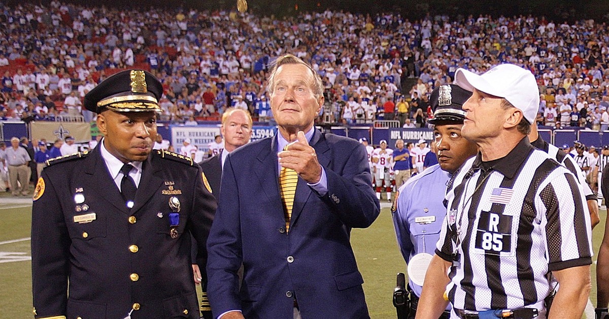 George H.W. Bush, Barbara Bush will do Super Bowl coin toss