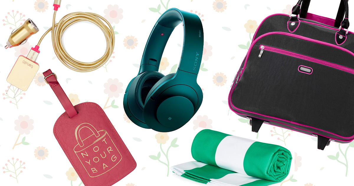 19 smart things to pack for your spring break getaway