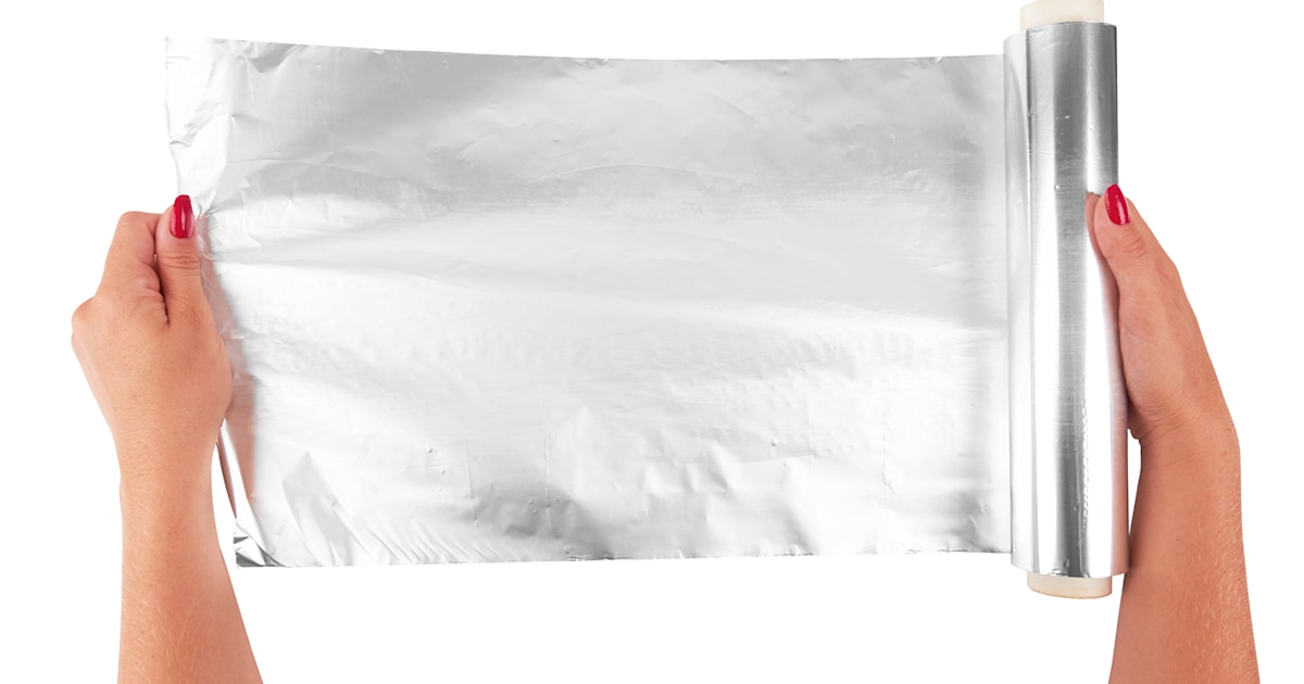 Surprising ways to use aluminum foil Surprising ways to use aluminum foil