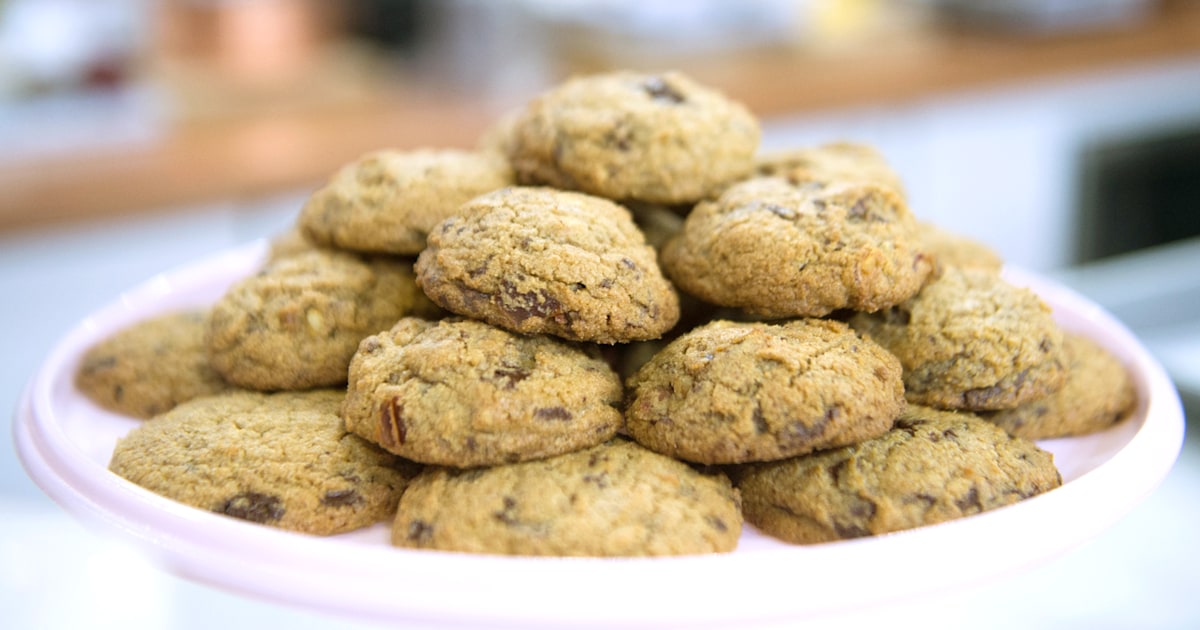 Martha Stewart's Farro Chocolate-Chunk Cookies Recipe