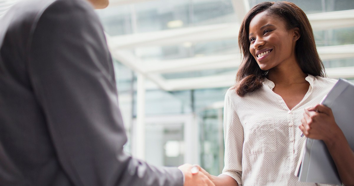 Body language tips: How to make a good first impression