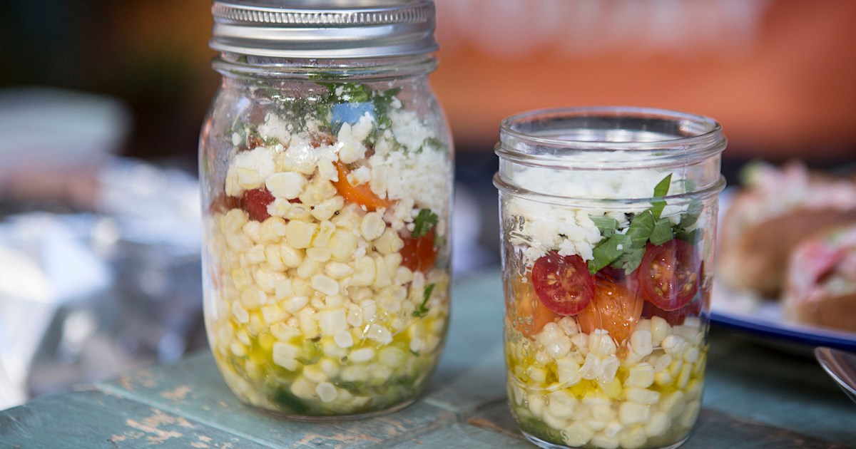 Corn and Tomato Mason Jar Salad Recipe