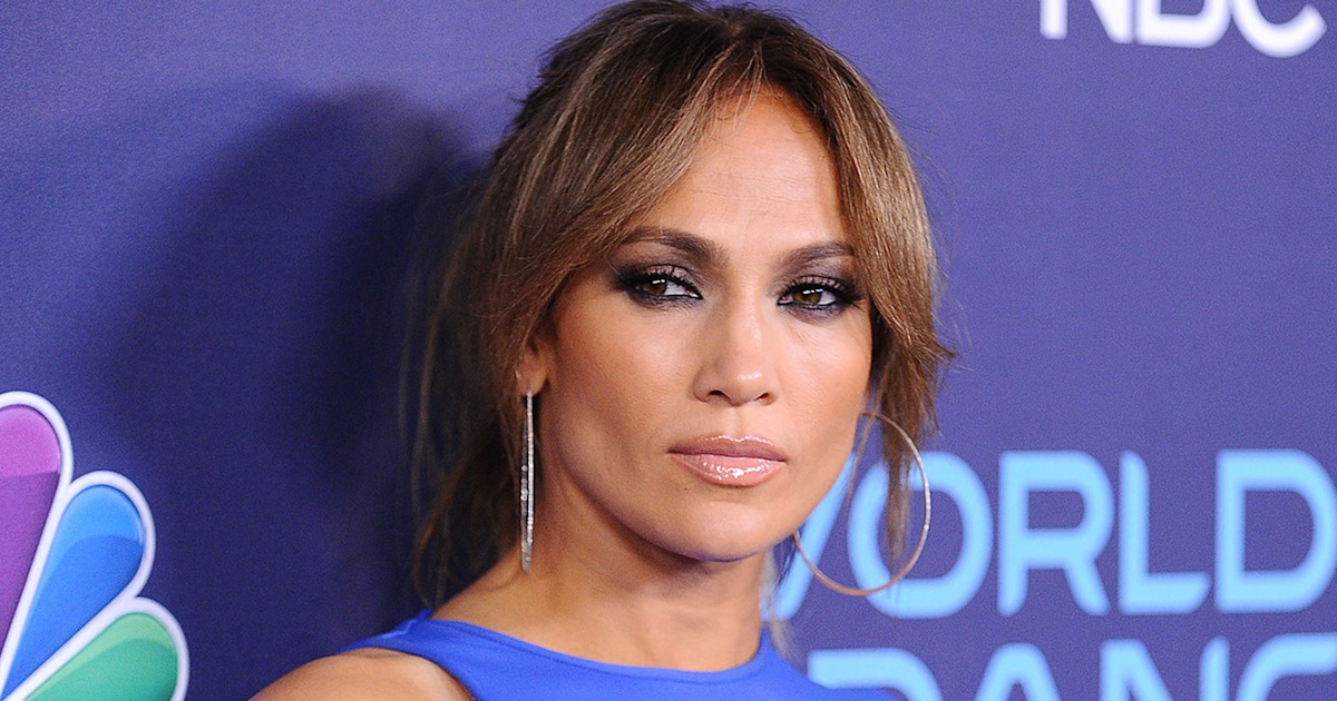 Jennifer Lopez donates $1 million for Puerto Rico relief efforts
