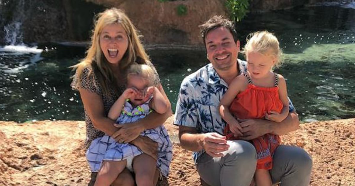 Jimmy Fallon shares family pic at aquarium — and his kids look ...