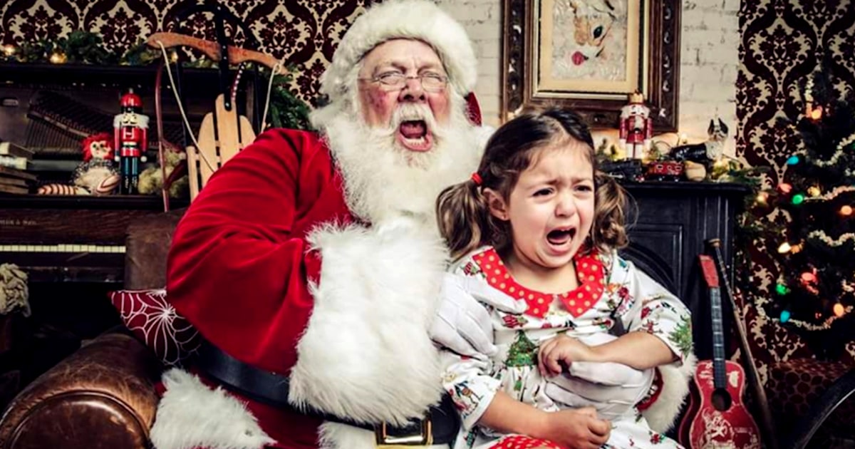 Hilarious Santa photo fails