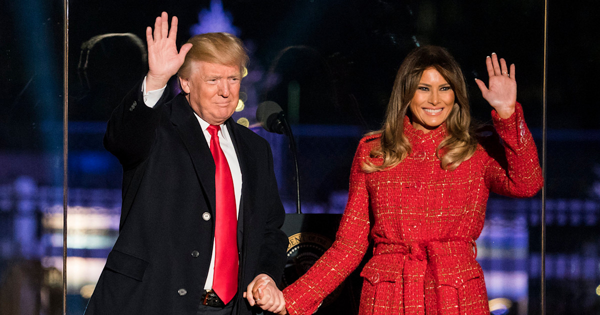 President Trump, wife Melania's 1st official Christmas portrait at ...
