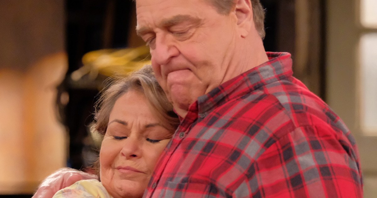 New 'Roseanne' revival photos hint at what's to come — and we're so excited