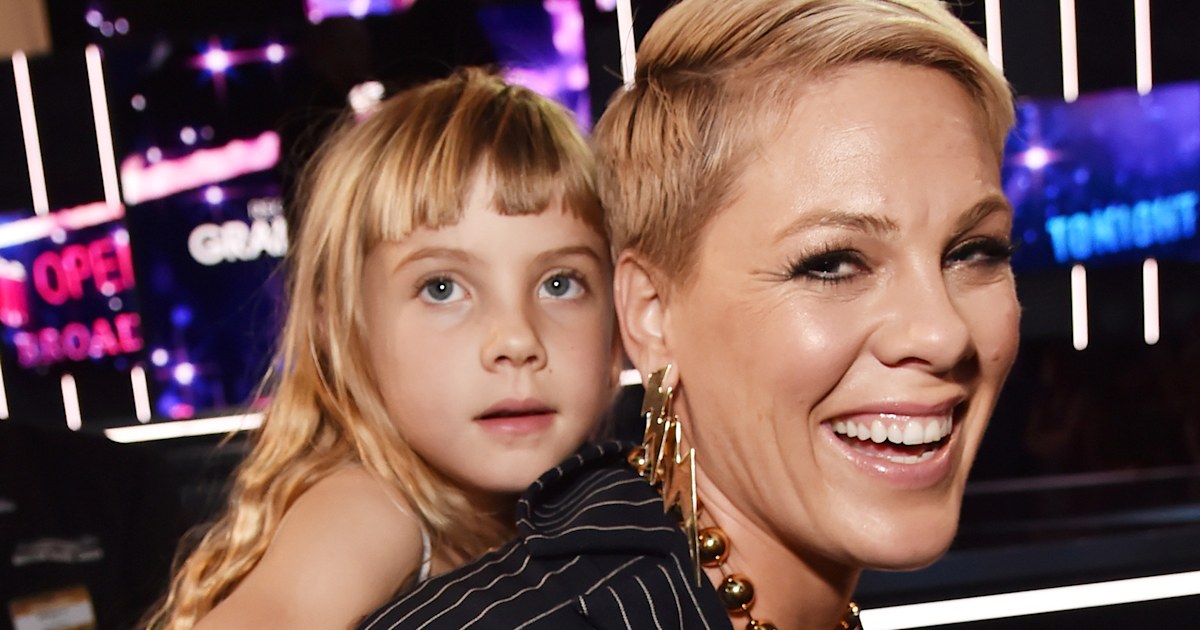 Pink (and her family) had the greatest night at the Grammys