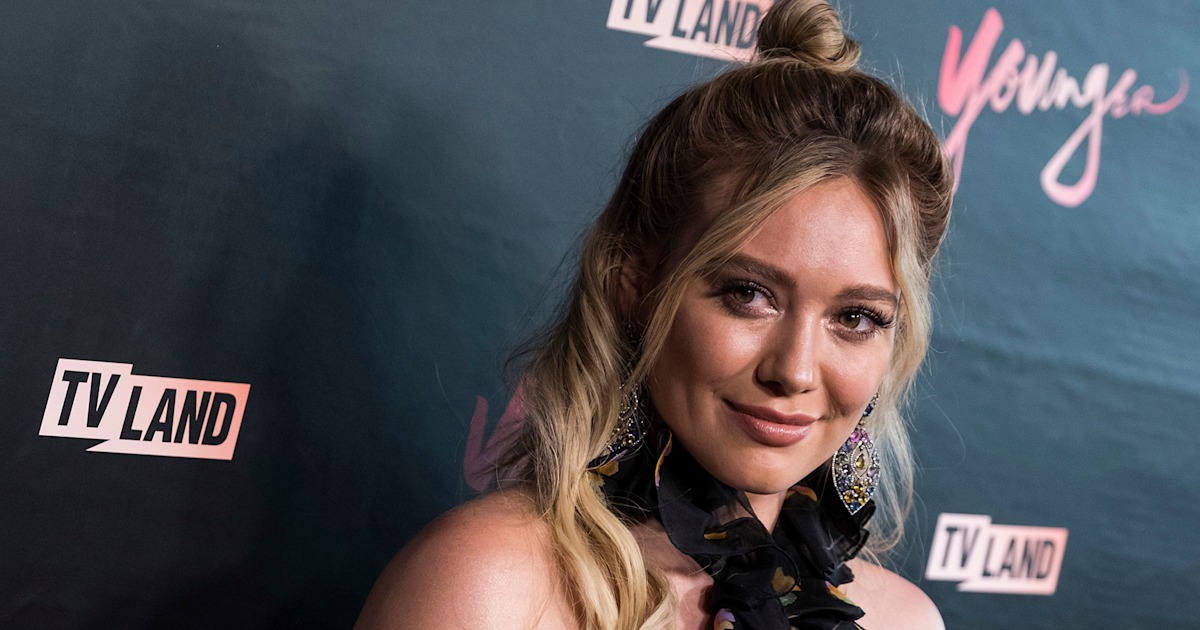Here’s the secret to Hilary Duff’s gorgeous, glowing skin